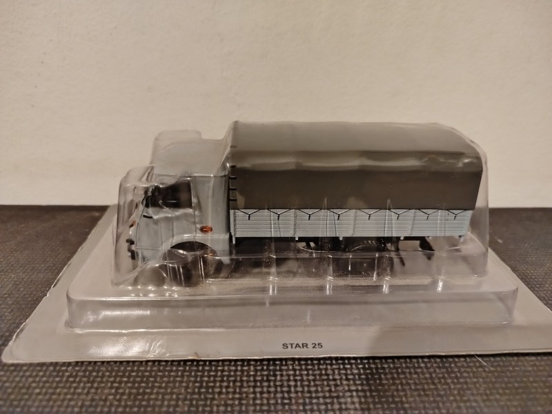 Star 25 1:43 Legendarni kamioni