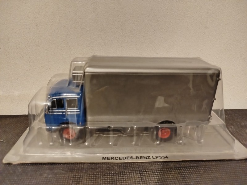 Mercedes Benz LP 334 1:43 legendarni kamioni