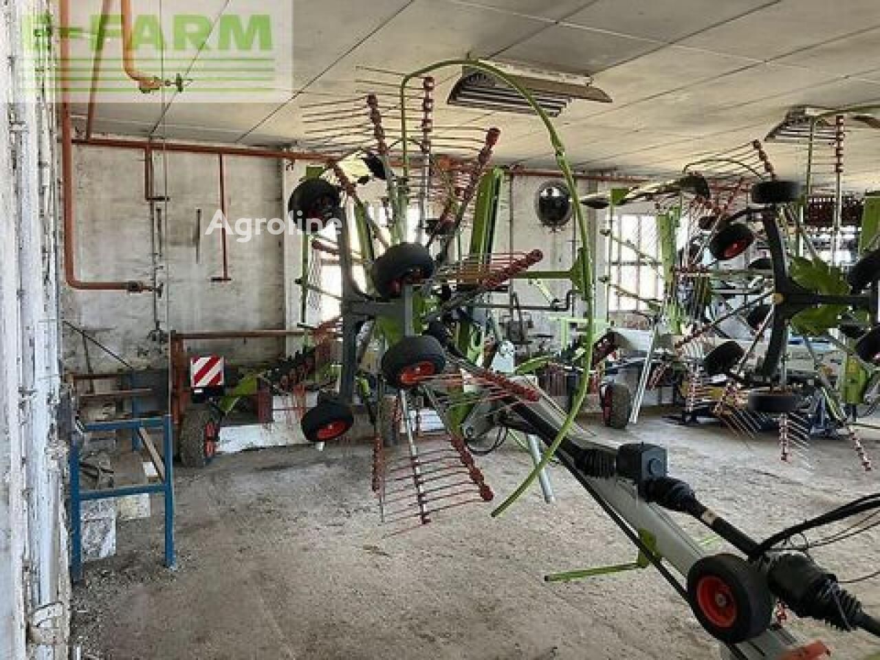 Claas liner 1650 twin prevrtač sena