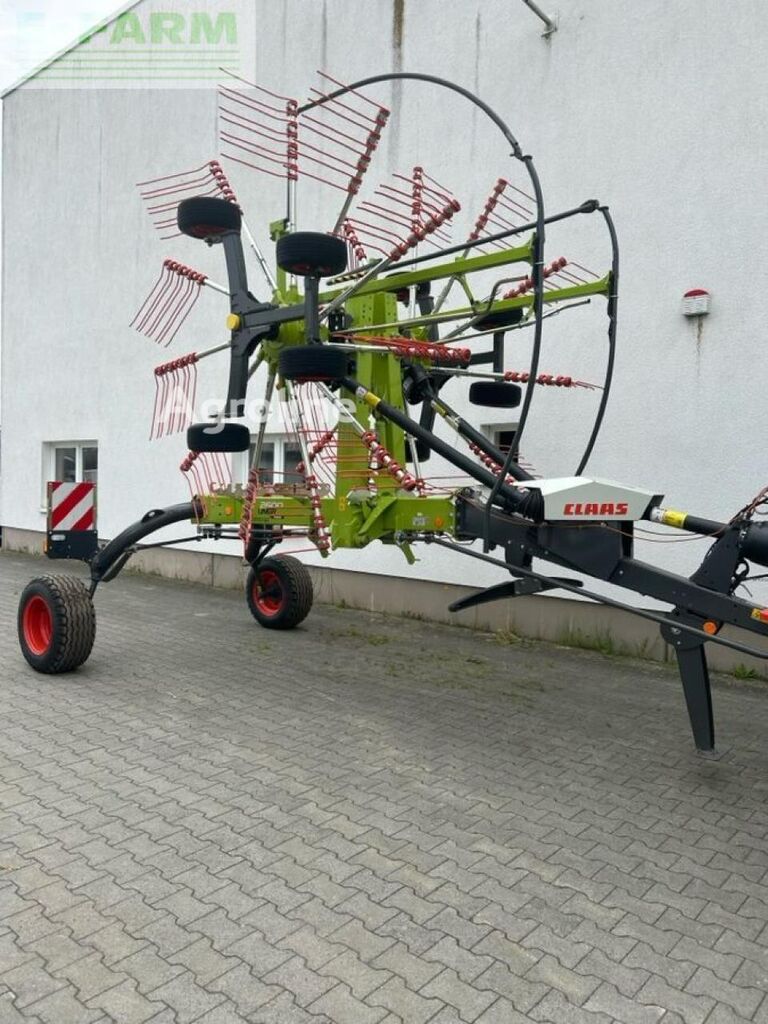 Claas liner 2600 trend prevrtač sena