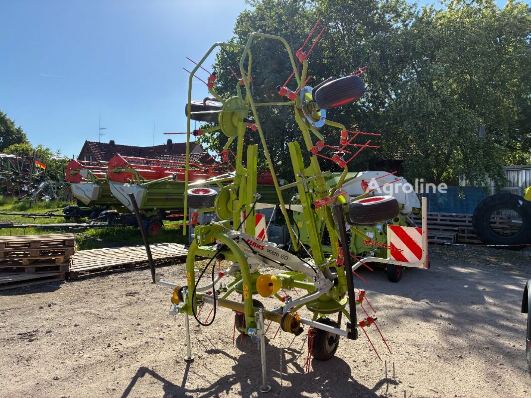 Novi Claas Volto 60 prevrtač sena
