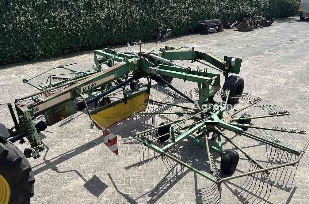 Stoll M 800 dubbele prevrtač sena