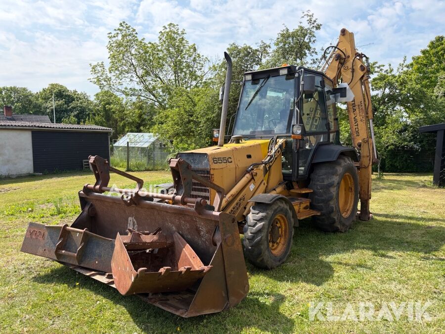 Prodaje se Ford 655C harvester na aukciji