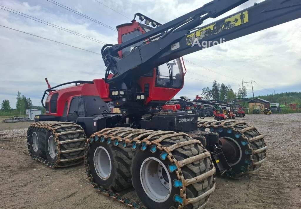 Komatsu 901XC harvester