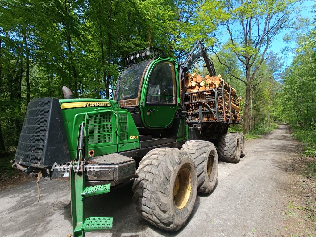 John Deere 1210 forvarder