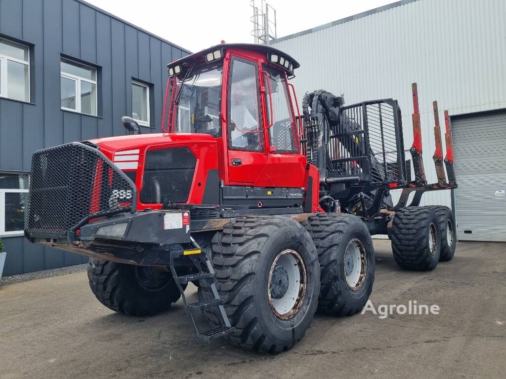 Komatsu 895 forvarder