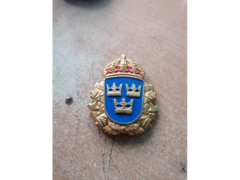 Metalna značka sa Grbom Švedske Policije