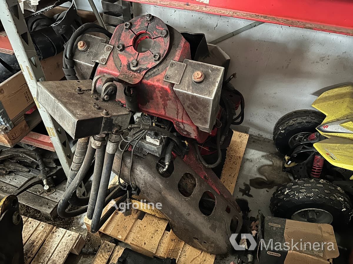 Prodaje se SP 451 glavu harvestera na aukciji