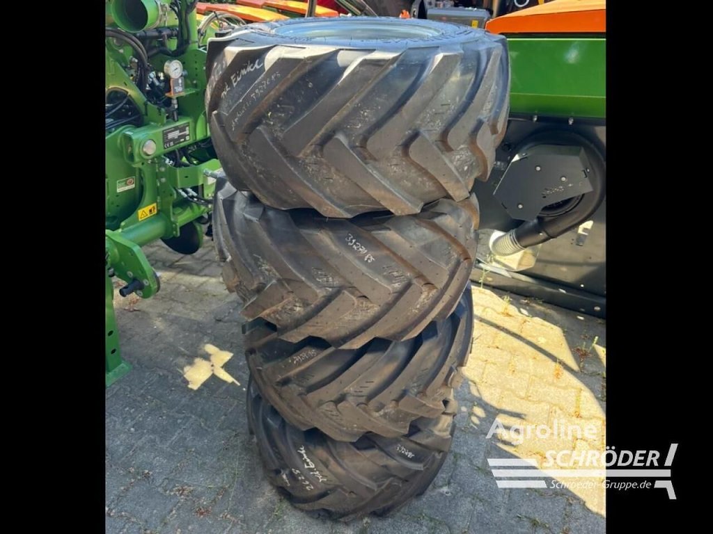 Schäffer KOMPLETTRÄDER 4 X 31X15.50-15 AS guma za traktore