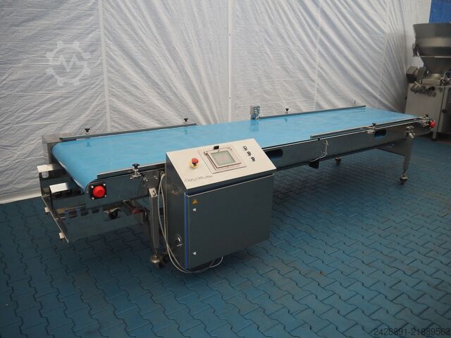 Taktni trakasti transporter
Vemag 712