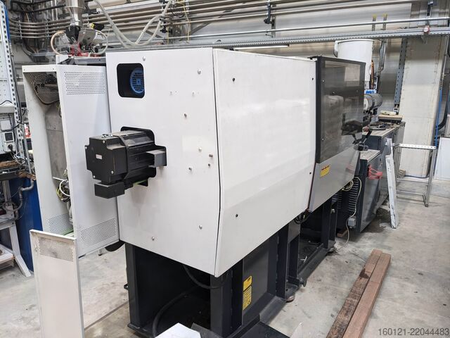 Mašina za brizganje plastike
NPM Multipower 150