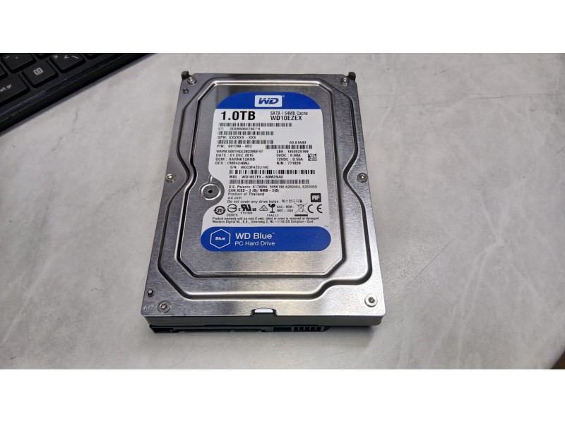 hard disk sata III 1tb wd ispravan