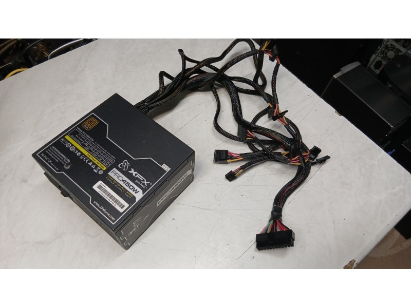 XFX napajanje 450w 80 plus bronze pin 8gpu ispravno