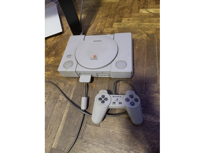 Play station one 1