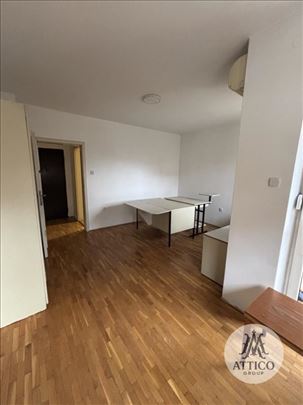 Izdaje se poslovni prostor – 250 €- Grbavica