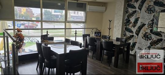 Ugostiteljski objekat 100 m², Bulevar Evrope, Novi