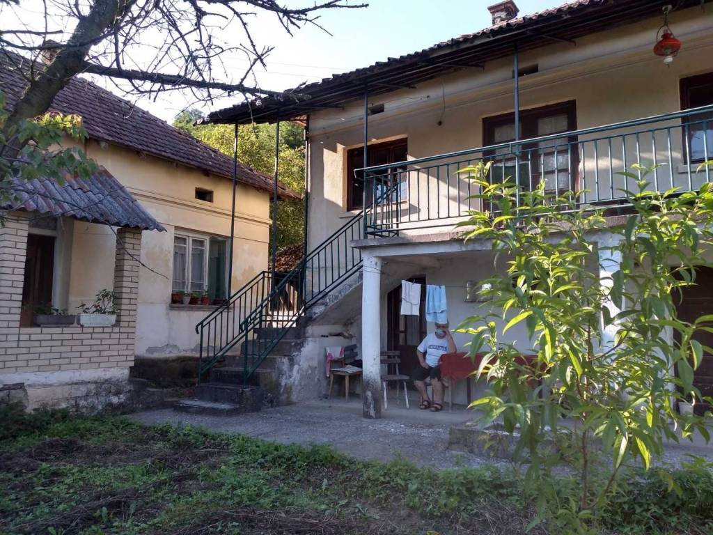Seosko imanje, za renoviranje, 74 m², Trstenik