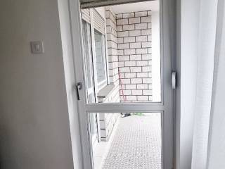 Stan odlično stanje, prvi sprat, Sava Kovačević - Meandri, Beograd