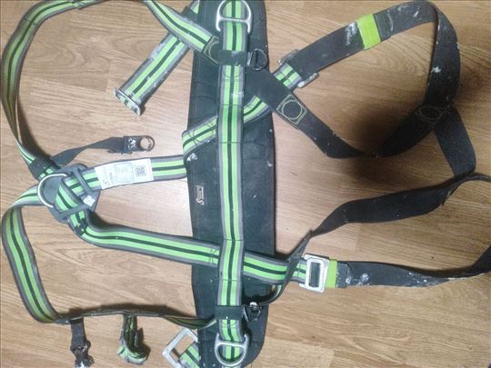 Uprcači za rad na visini skelu i drugim objektima