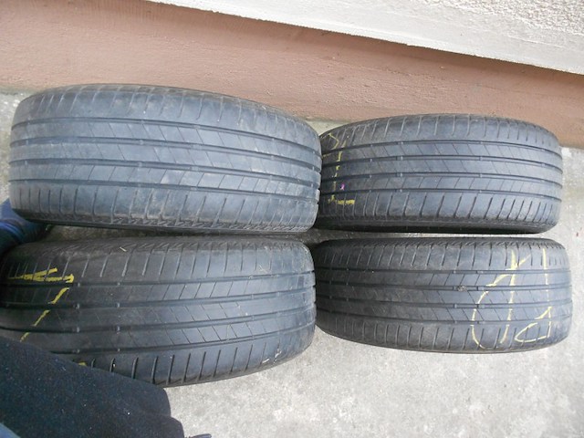 4 polovne letnje gume Bridgestone 195/55 15