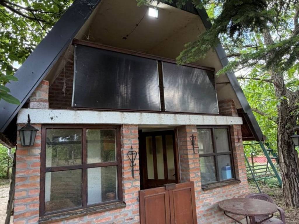 Vikendica 32 m², Zrenjanin