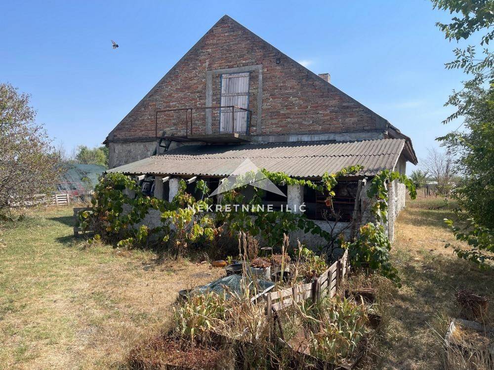 Seosko imanje 181 m², Zrenjanin