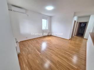 Trosobni stan treći sprat, Stari Telep, Novi Sad