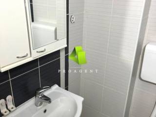 Dvosobni stan drugi sprat, Niš