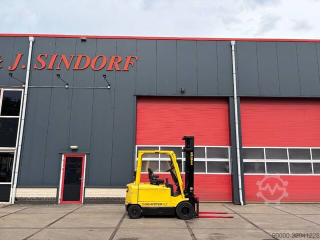 Viljuškar
Hyster J 3.00 XM 3000kg Electric forklift