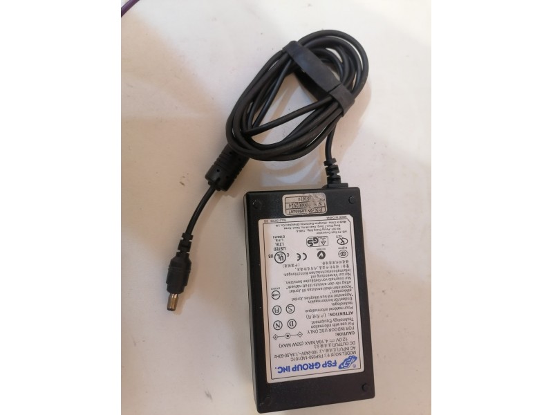 Punjac 12V 4A