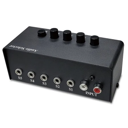 Stereo switching box