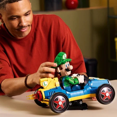 Lego Mario Kart – Luiđi i Mach 8 ( 72050 )