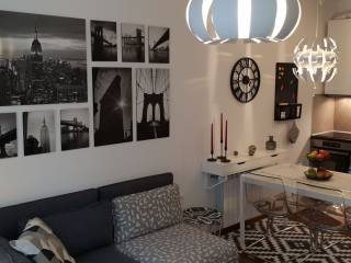 Jednosoban stan prvi sprat, Cara Dušana - Adamovićevo naselje - Futoška, Novi Sad
