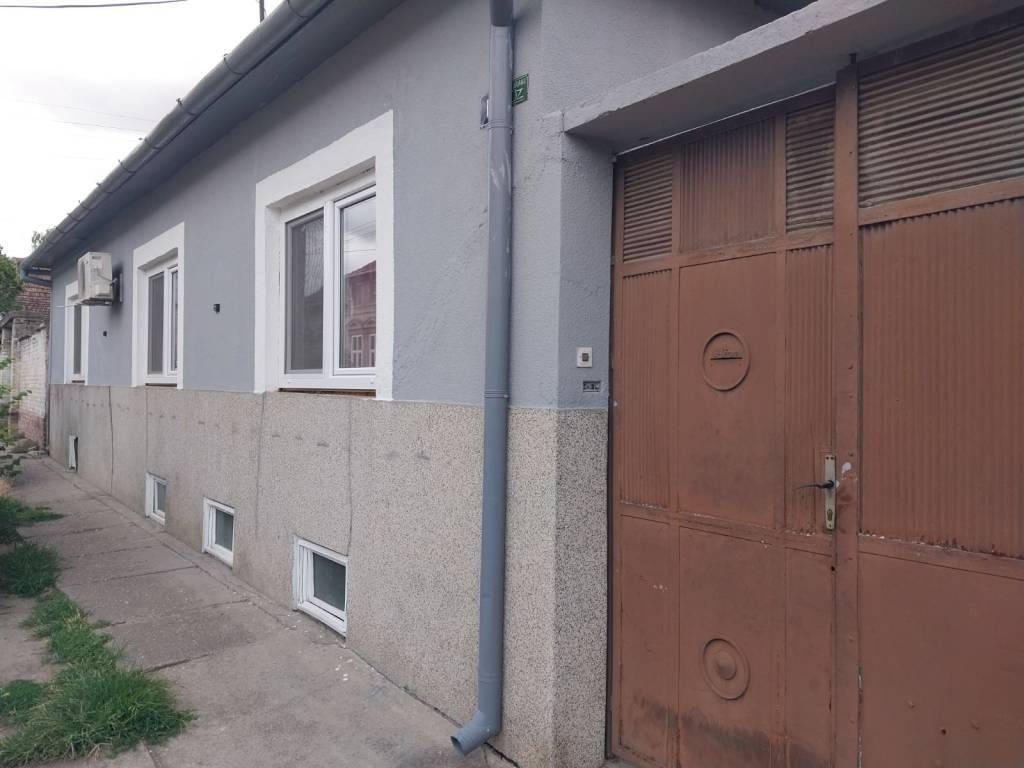 Samostalna porodična kuća 142 m², Peščara, Novo Selo, Subotica