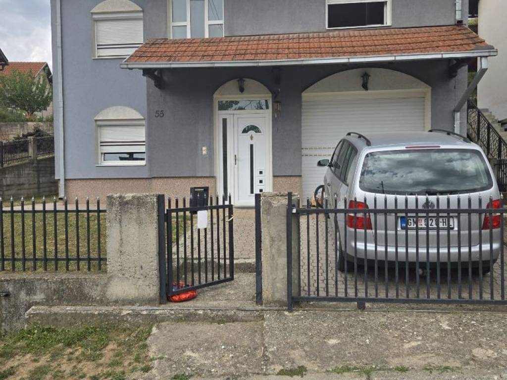 Samostalna porodična vila Rada Koncara, Gornji Milanovac