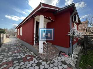 Samostalna porodična kuća 118 m², odlično stanje, Ćuprija