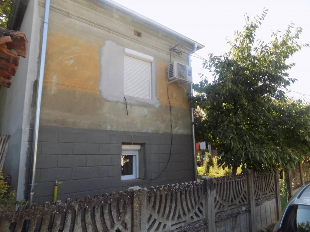 Samostalna porodična kuća 106 m², Paraćin
