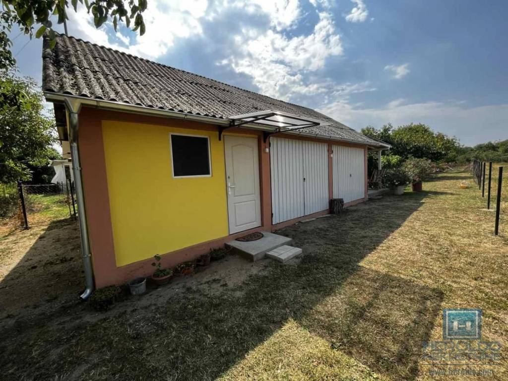 Samostalna porodična kuća 65 m², Jagodina