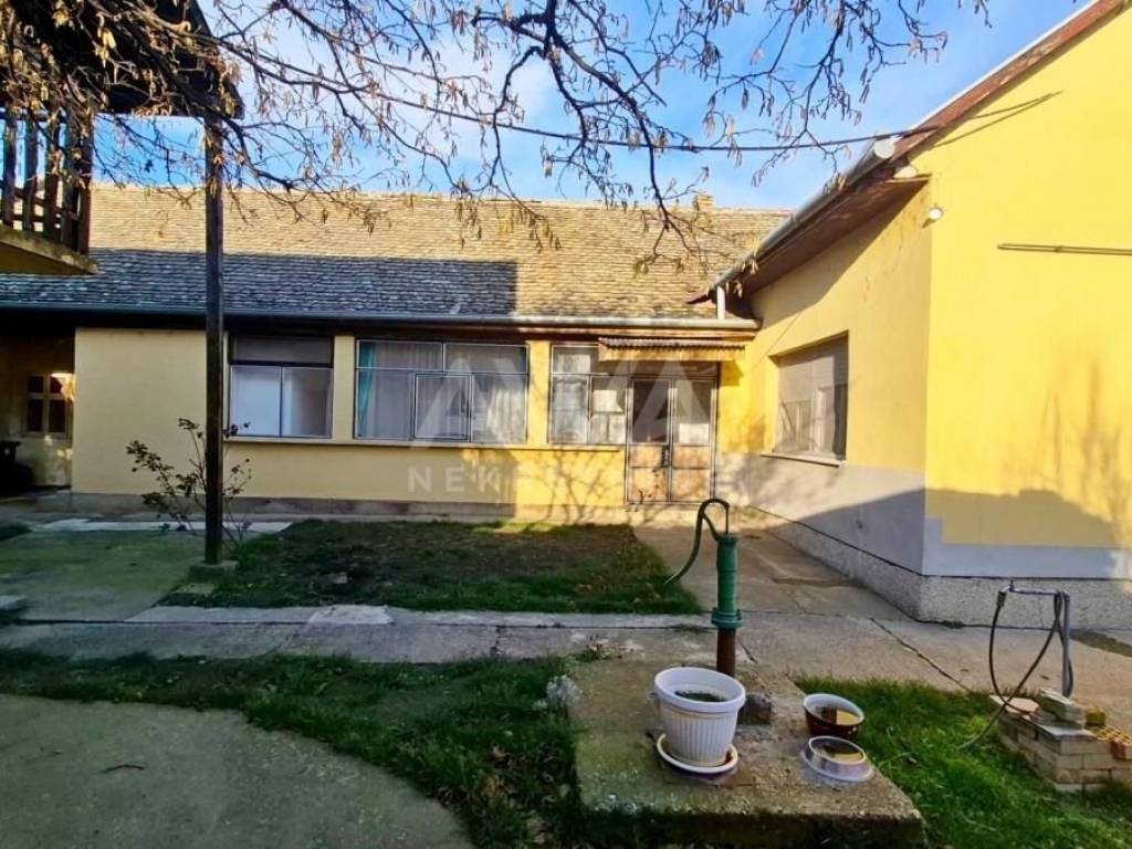Samostalna porodična kuća 197 m², Kula