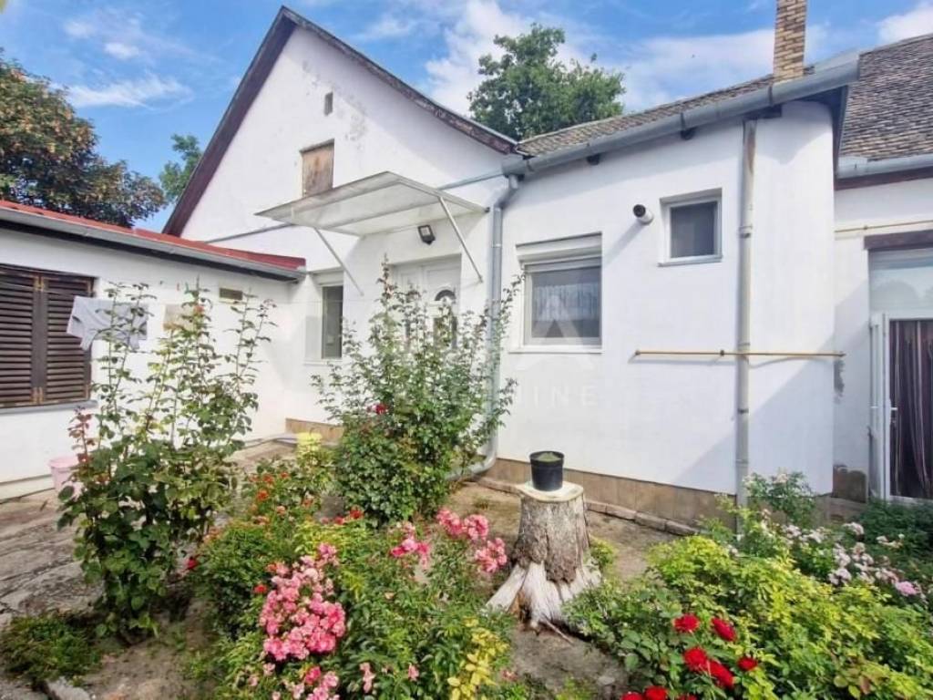 Samostalna porodična kuća 122 m², Sombor