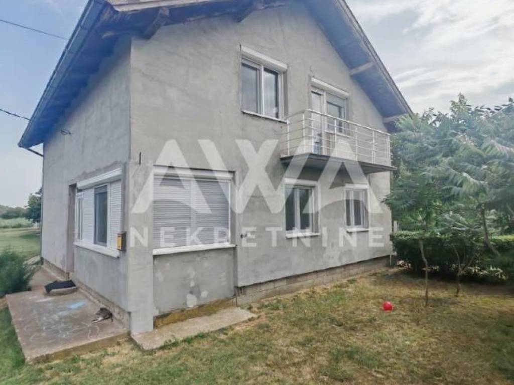Samostalna porodična kuća 77 m², Sombor