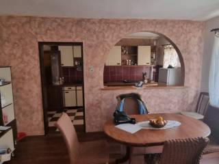 Samostalna porodična kuća 190 m², Makova sedmica, Subotica