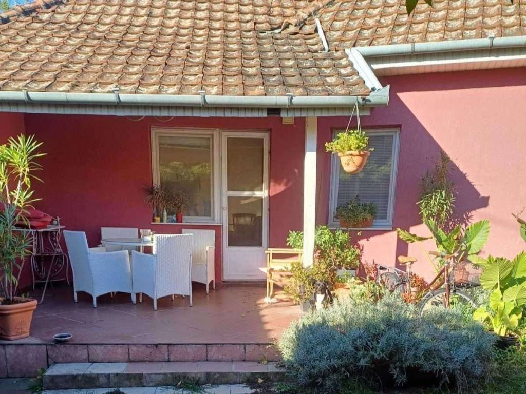 Samostalna porodična kuća 141 m², Peščara, Novo Selo, Subotica