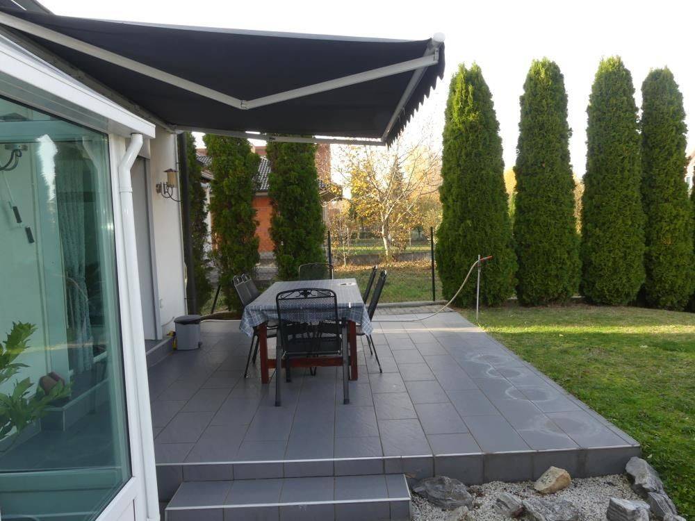 Samostalna porodična kuća 489 m², Jagodina