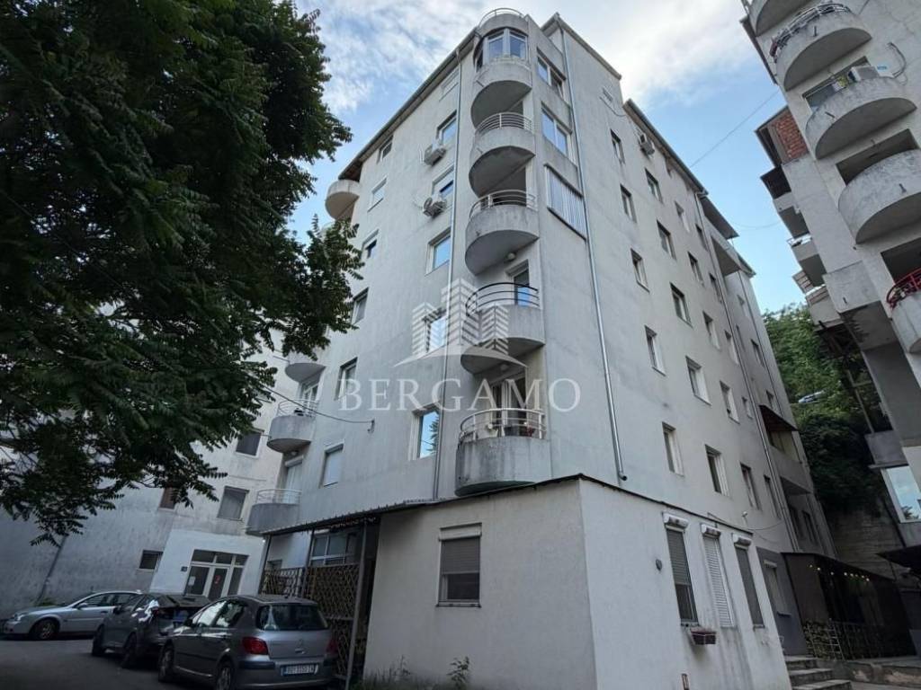 Jednosoban stan Mome Stanojlovića, Kneževac, Beograd