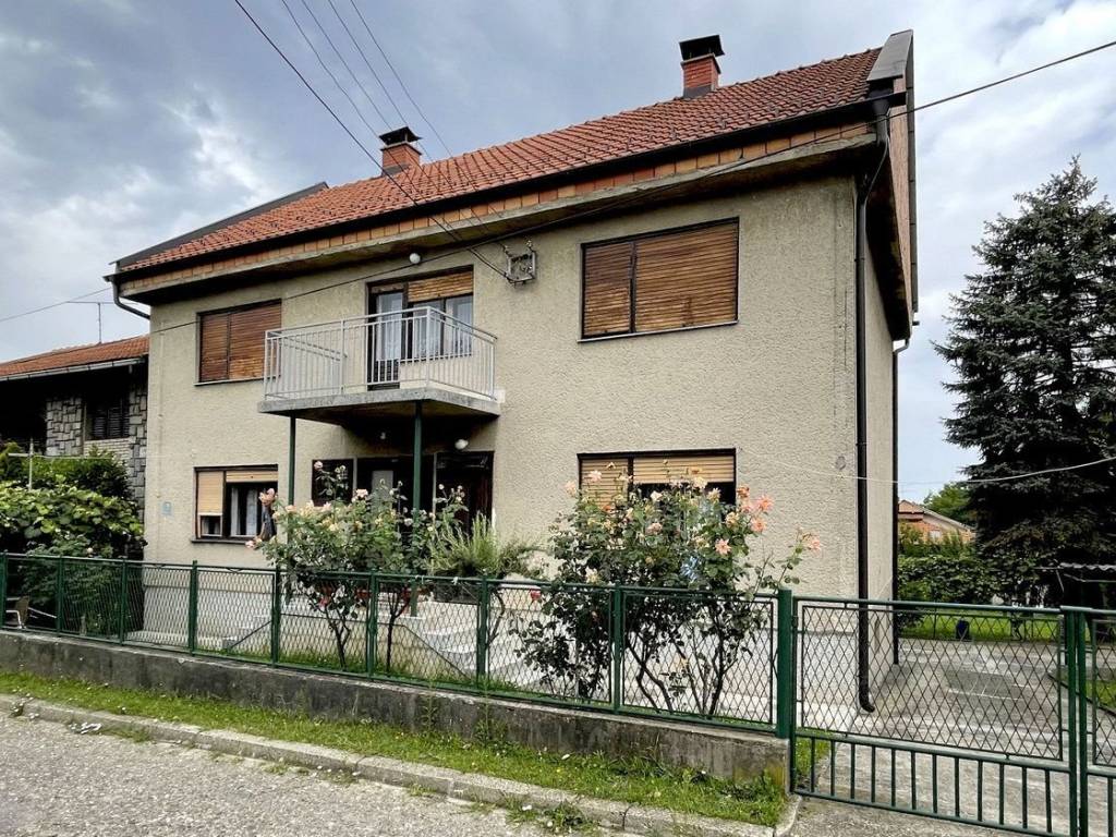 Četvorosobni stan 210 m², Loznica
