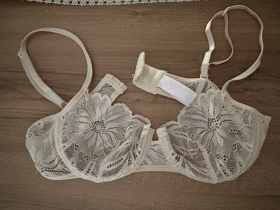Cipkani brushalter Bebe
