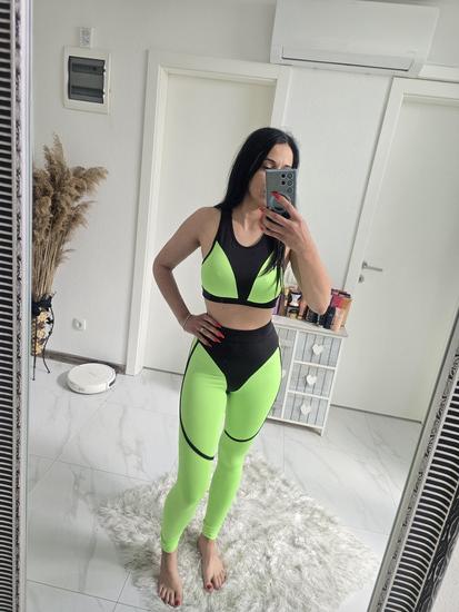 Neon zeleni set