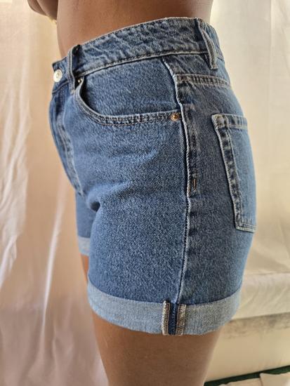 STRADIVARIUS zenaske pantalonice