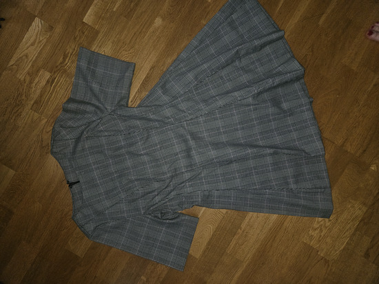 H&M pepito haljina sa faltama NOVO